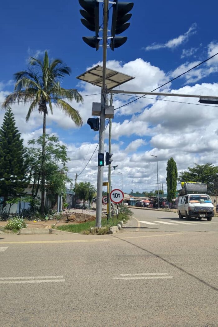Traffic lights in Zimbabwe - Victory Traffic