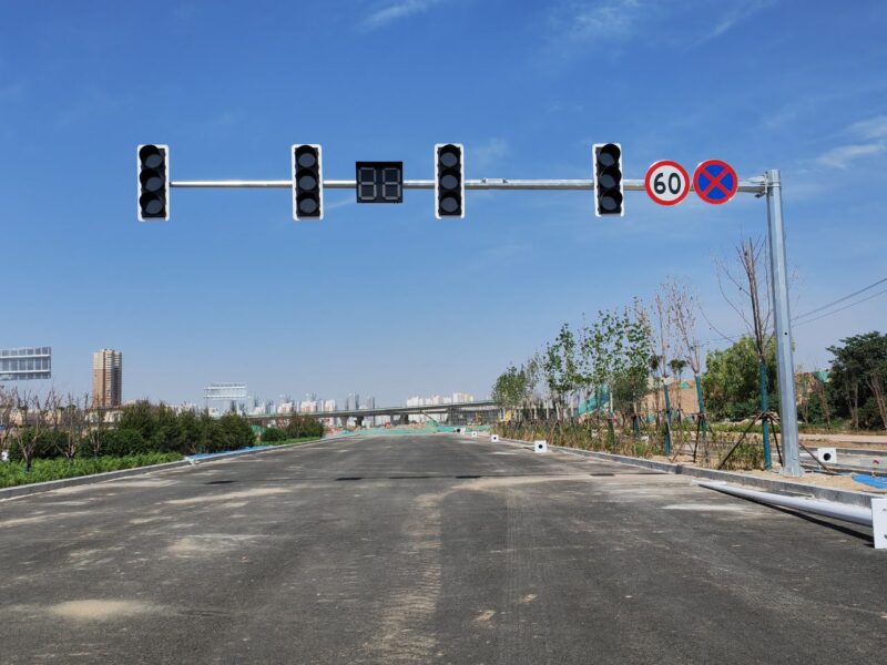 Are traffic lights on timers or sensors?